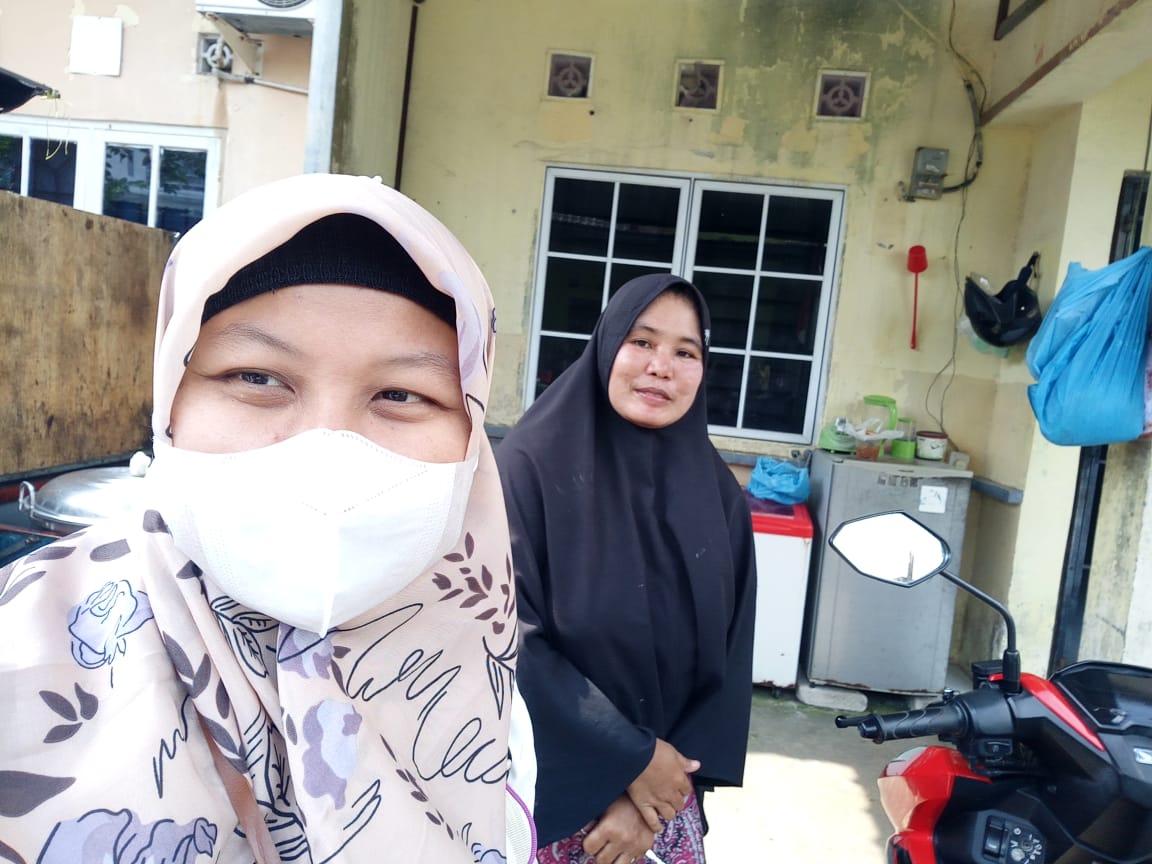 Kunjungan rumah perkesmas dan intervensi PISPK di Perumahan Kapital Raya – Puskesmas Botania ...