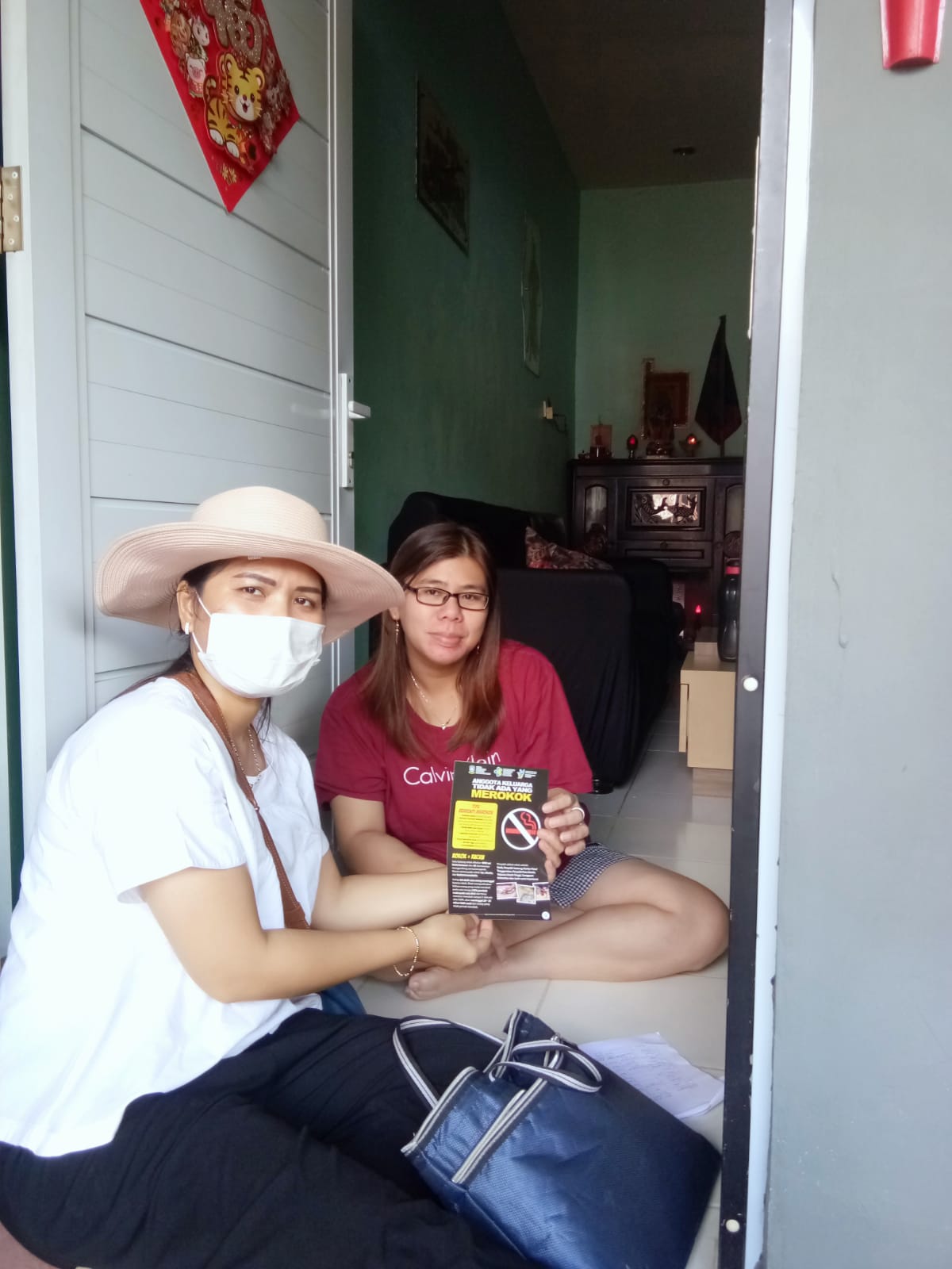 Kunjungan rumah perkesmas dan intervensi PISPK di Perumahan Kapital Raya – Puskesmas Botania ...