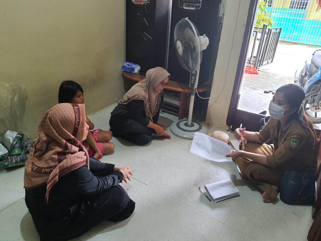 Kegiatan Kunjungan Rumah Perkesmas dan Intervensi PISPK di Perumahan Frensiana dan Taman Raya ...