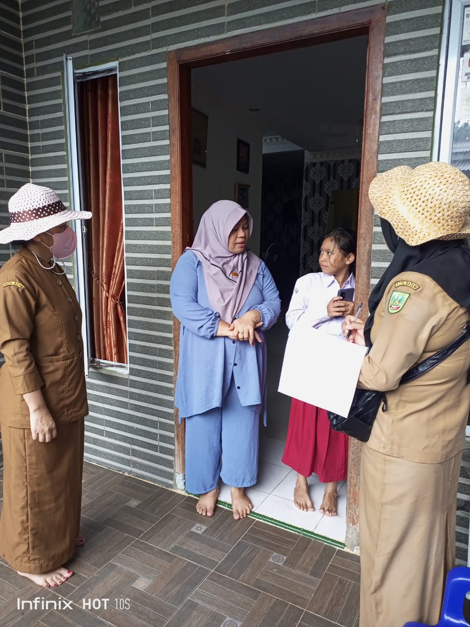 Kegiatan Kunjungan Rumah Perkesmas dan Intervensi PISPK di Perumahan Frensiana dan Taman Raya ...