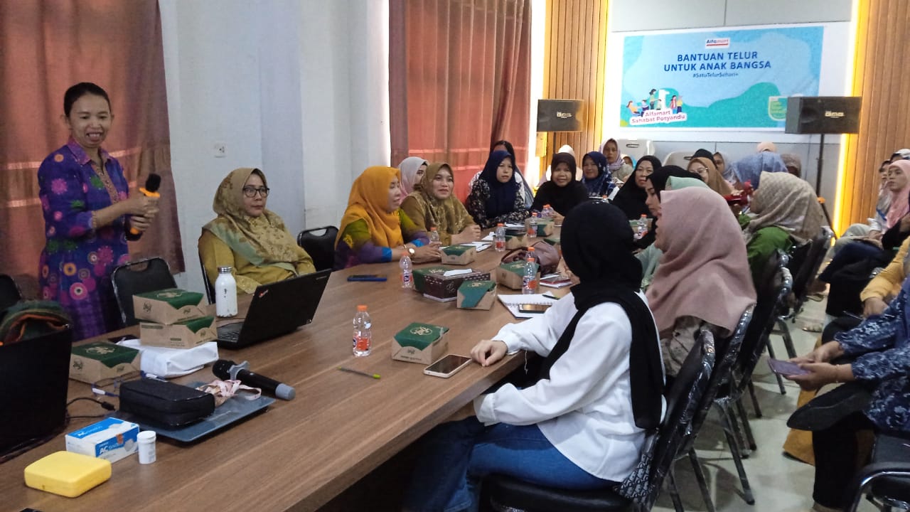 Kegiatan pemberdayaan kader dalam rangka pencegahan dan pengendalian penyakit tidak menular di ...