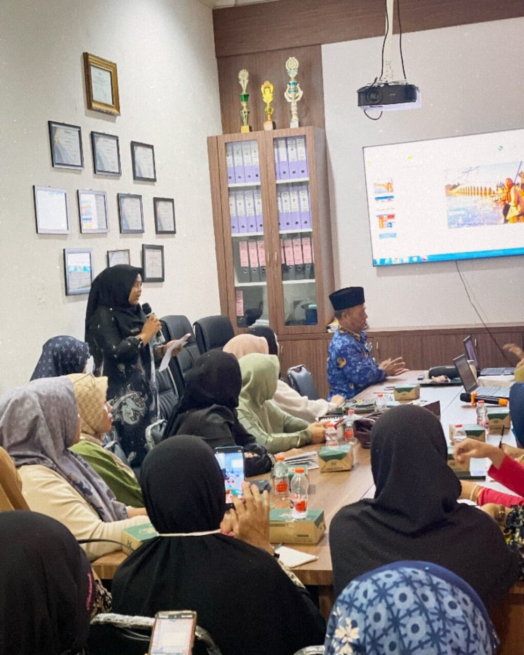 Kegiatan pemberdayaan kader dalam rangka pencegahan dan pengendalian penyakit tidak menular di ...